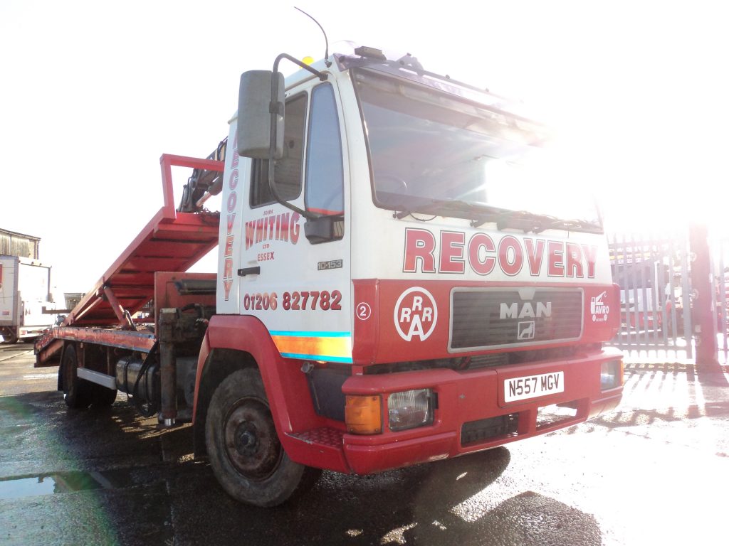1996 MAN 10-153 recovery truck, Hiab 050 AW, removable top deck ...